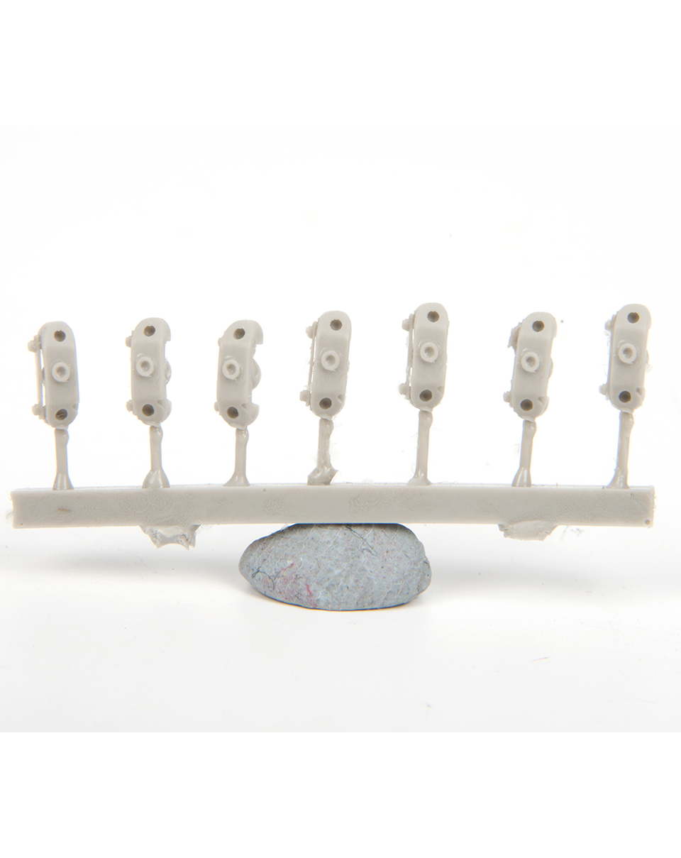:16 PANZER IV ENGINE DECK HATCH LOCKS – AFV modeller